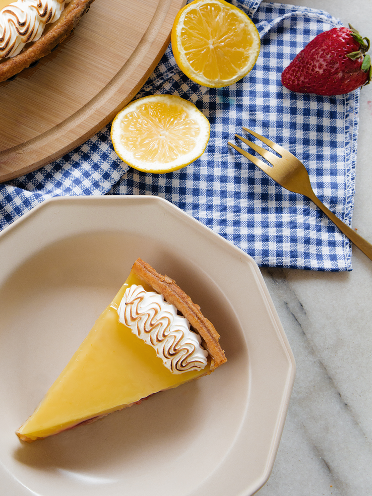 Strawberry Lemon Meringue Pie – Windowsill Pies